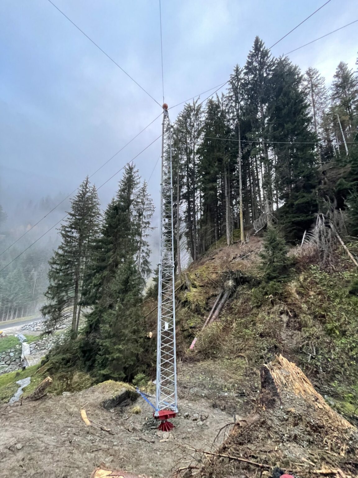 CONSTRUCTION OF AN AVALANCHE PREVENTION SYSTEM - seik-cableway.com