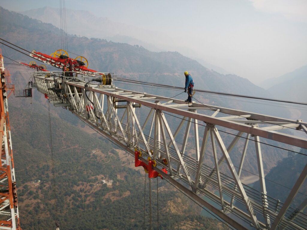 CONSTRUCTION OF A RAILWAY BRIDGE - seik-cableway.com